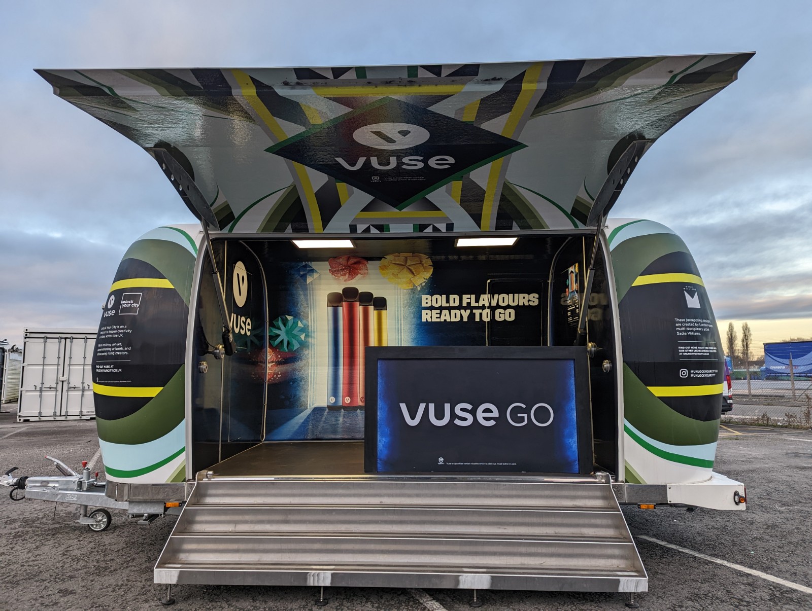6 Reasons Why You Need the Explorer Exhibition Trailer for Your Next ...