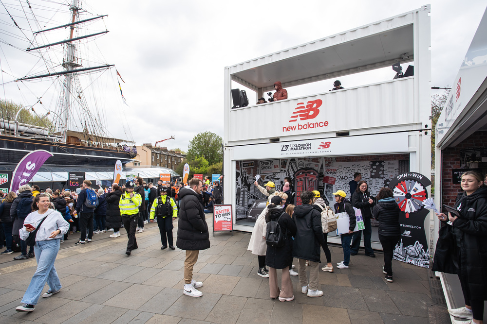 TES at the TCS London Marathon with New Balance and SportShoes.com ...
